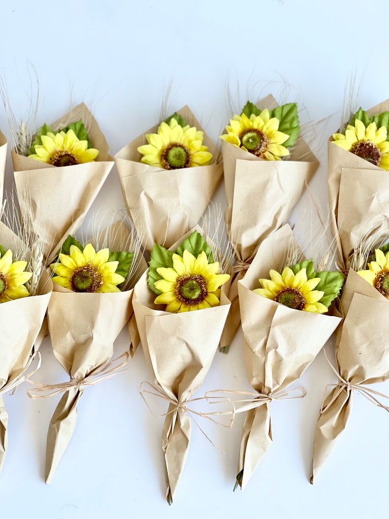 10 Pcs Sunflowers Favors, Sunflower Mini Bouquets, Party Favors, Rustic ...