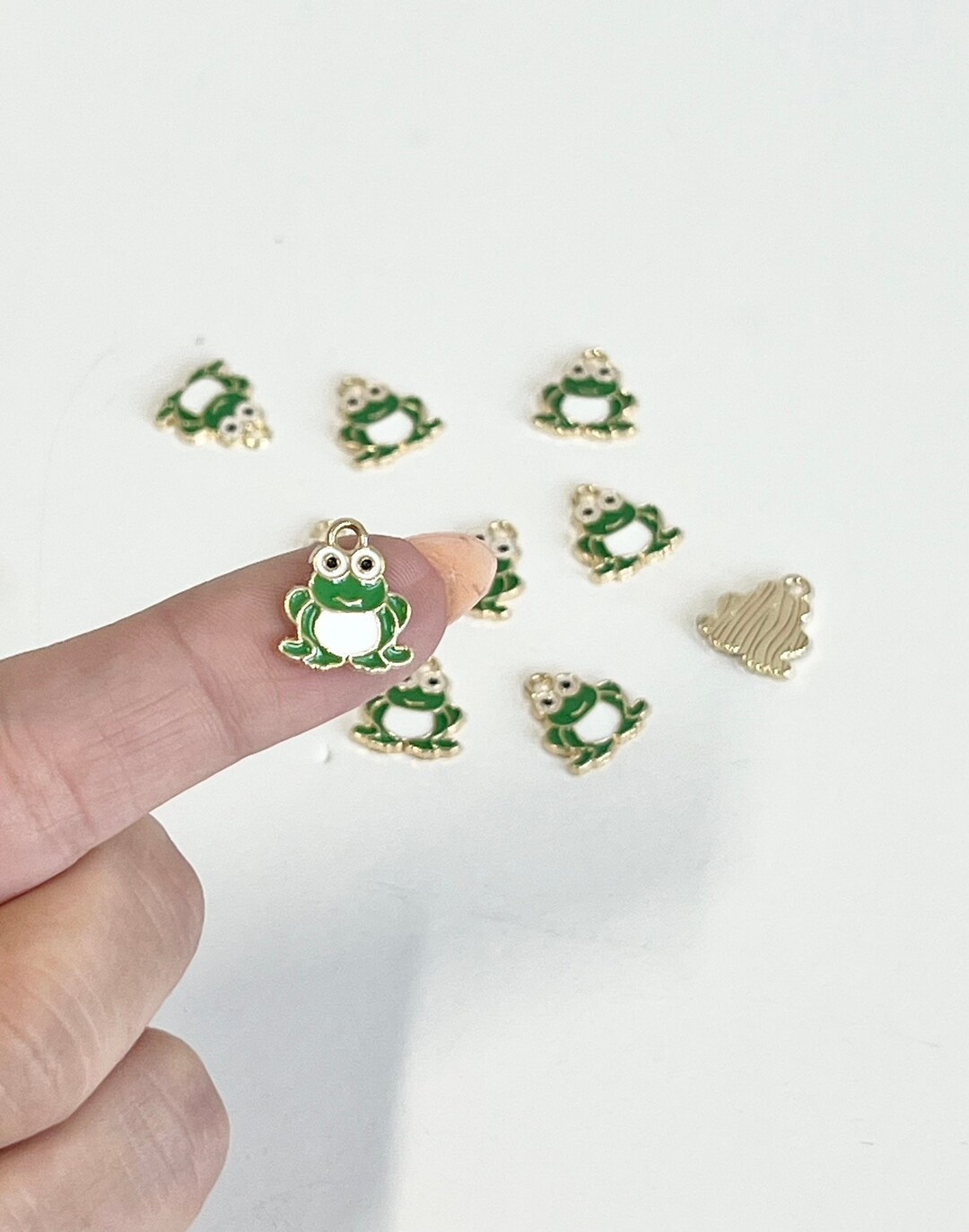10 Pcs Frog Shape Charms, Frog Pendants, Jewelry Supplies, Small Frog Charms, Frog, Green Enamel ...
