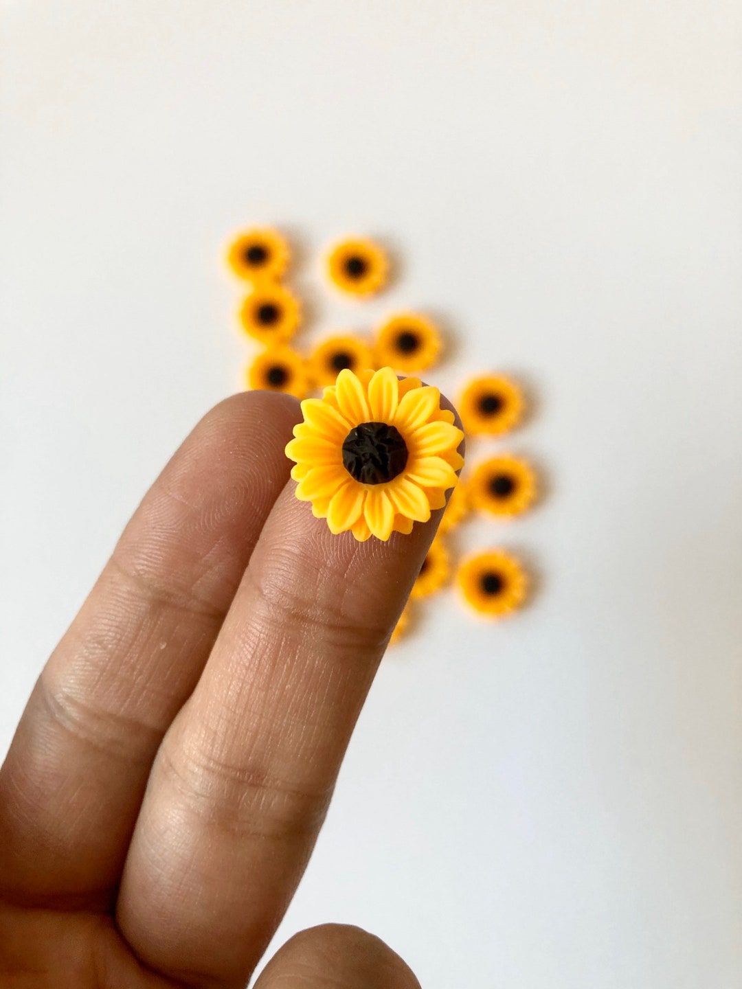 15mm Resin Sunflower, Home Decor, Rustic, Kawaii Miniature, Sunflower ...