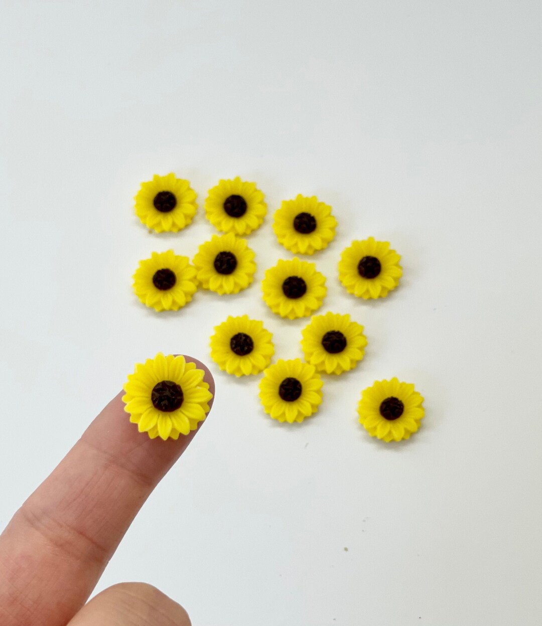 15mm Resin Sunflower, Home Decor, Rustic, Kawaii Miniature, Sunflower ...