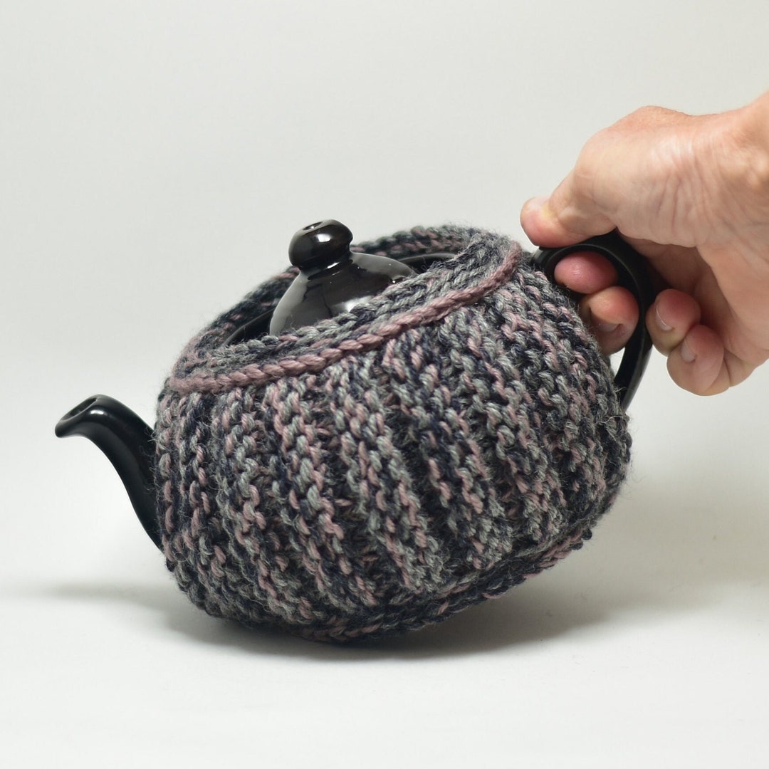 Small Teapot Cosy in Pure Wool / Hand Knitted Tea Cosy / Grey and Mink ...