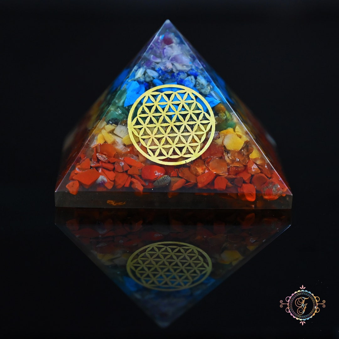 7 Chakra Orgone Pyramid-7 Chakra Crystal Pyramid Healing Chakra Wands ...