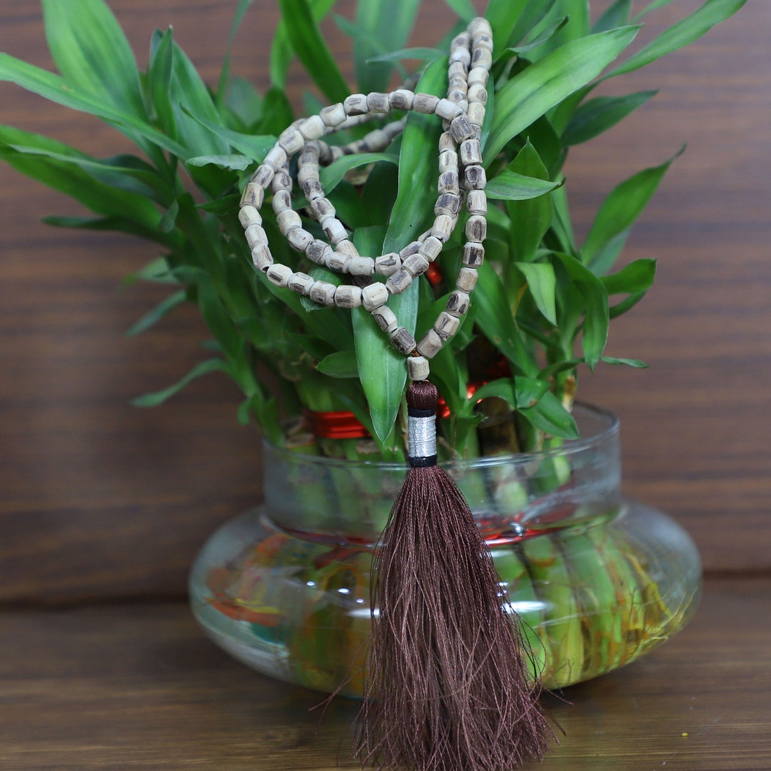 Sri Radhe Tulsi Necklace, 108 Mala Beads, Unknotted Raw Cut, Tulasi ...