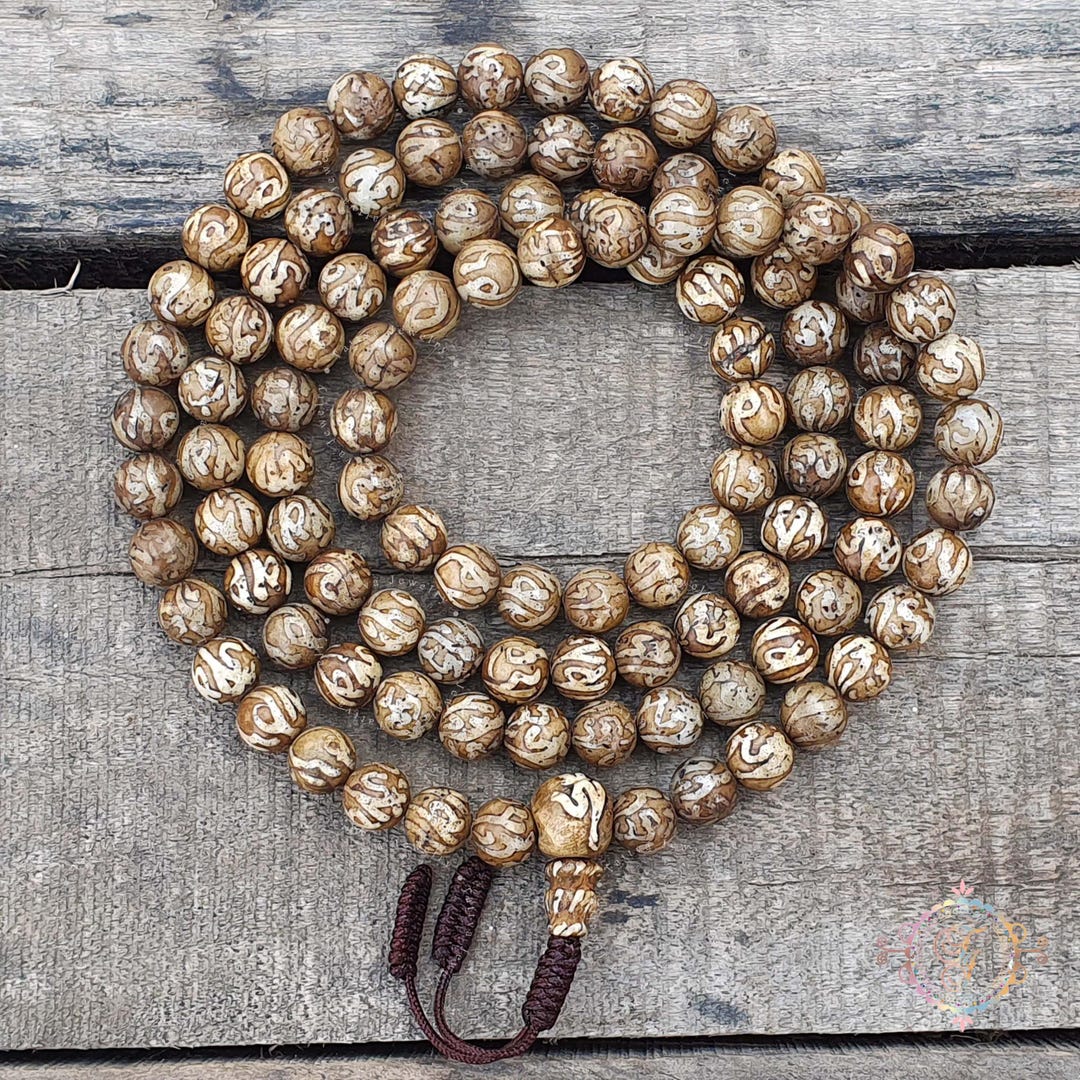 Tibetan Om Mani Conch Shell Mala: Hand-carved Prayer Beads, Nepal - Etsy