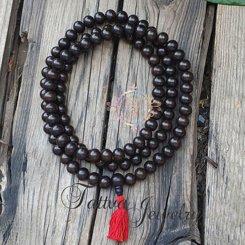Ebony Wood Mala: Handmade Karungali Buddhist Necklace - Etsy
