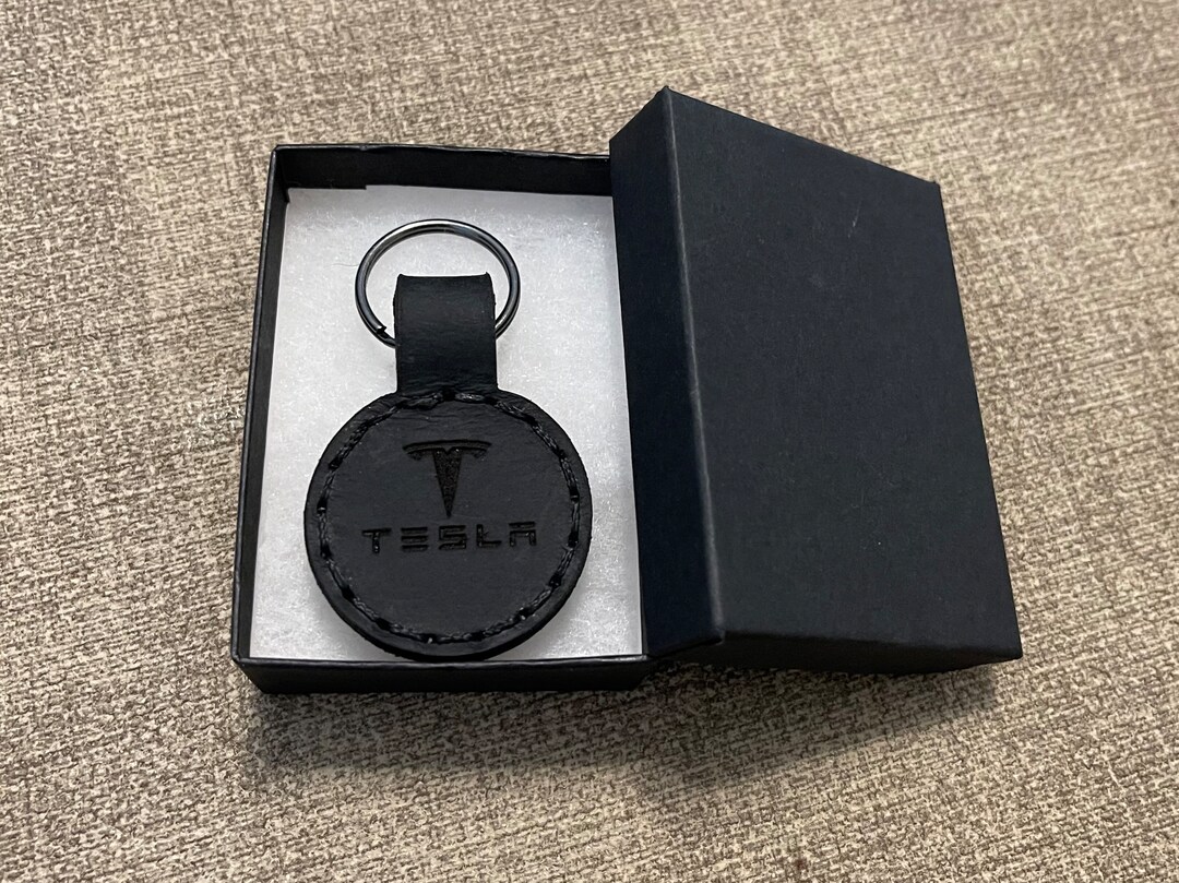 Personalized Leather Key Card Fob for Tesla Model 3 / Y made to Order ...