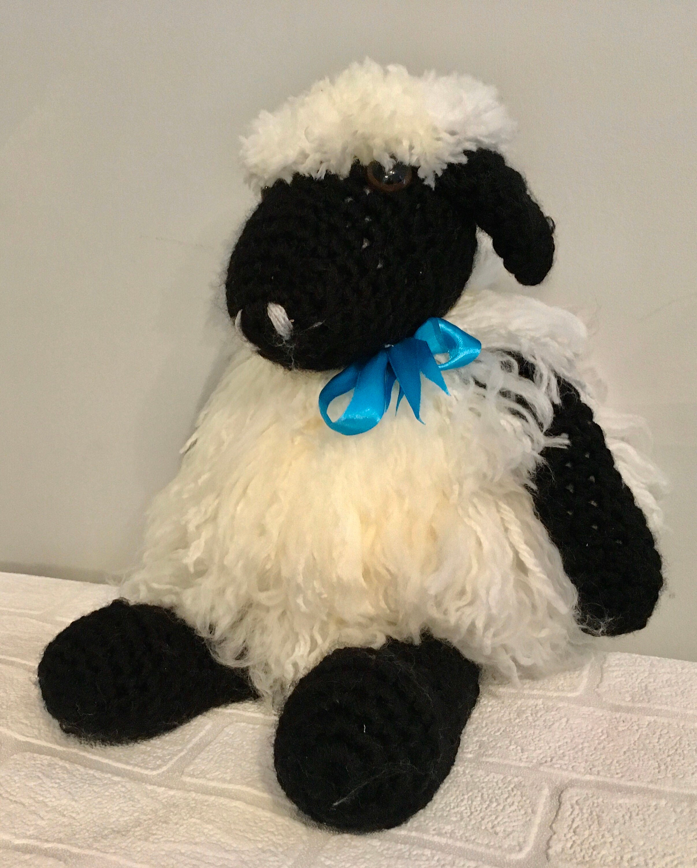 Callum the Black Nosed Sheep Large Crochet Kit. Includes Pattern, Yarn ...