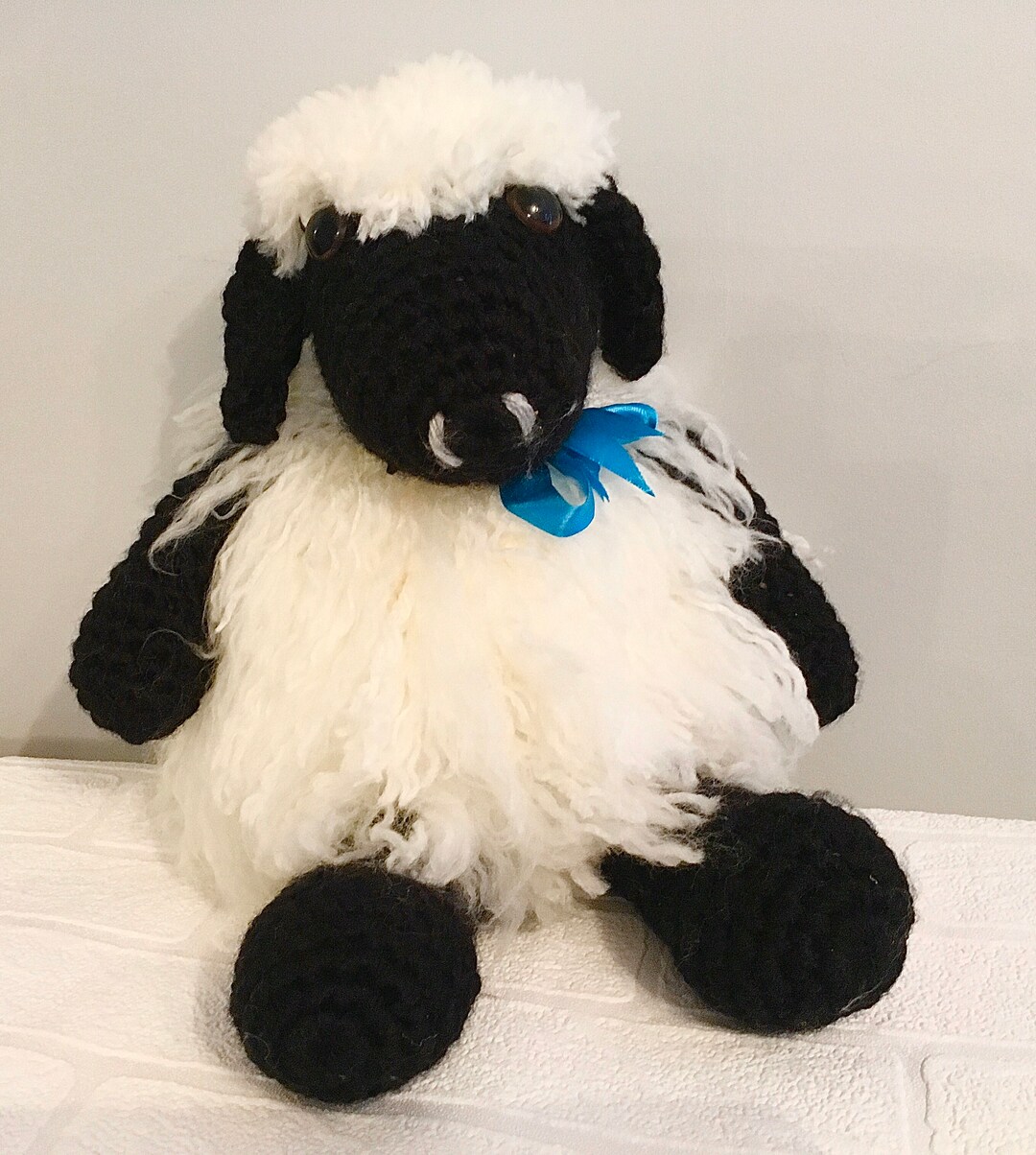 Callum the Black Nosed Sheep Large Crochet Kit. Includes Pattern, Yarn ...