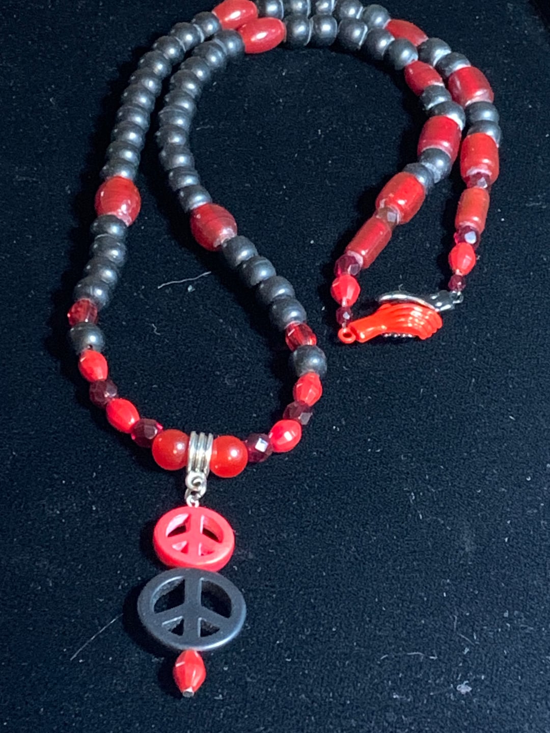 Black and Red Glass and Resin Peace Sign Necklace With Magnetic ...
