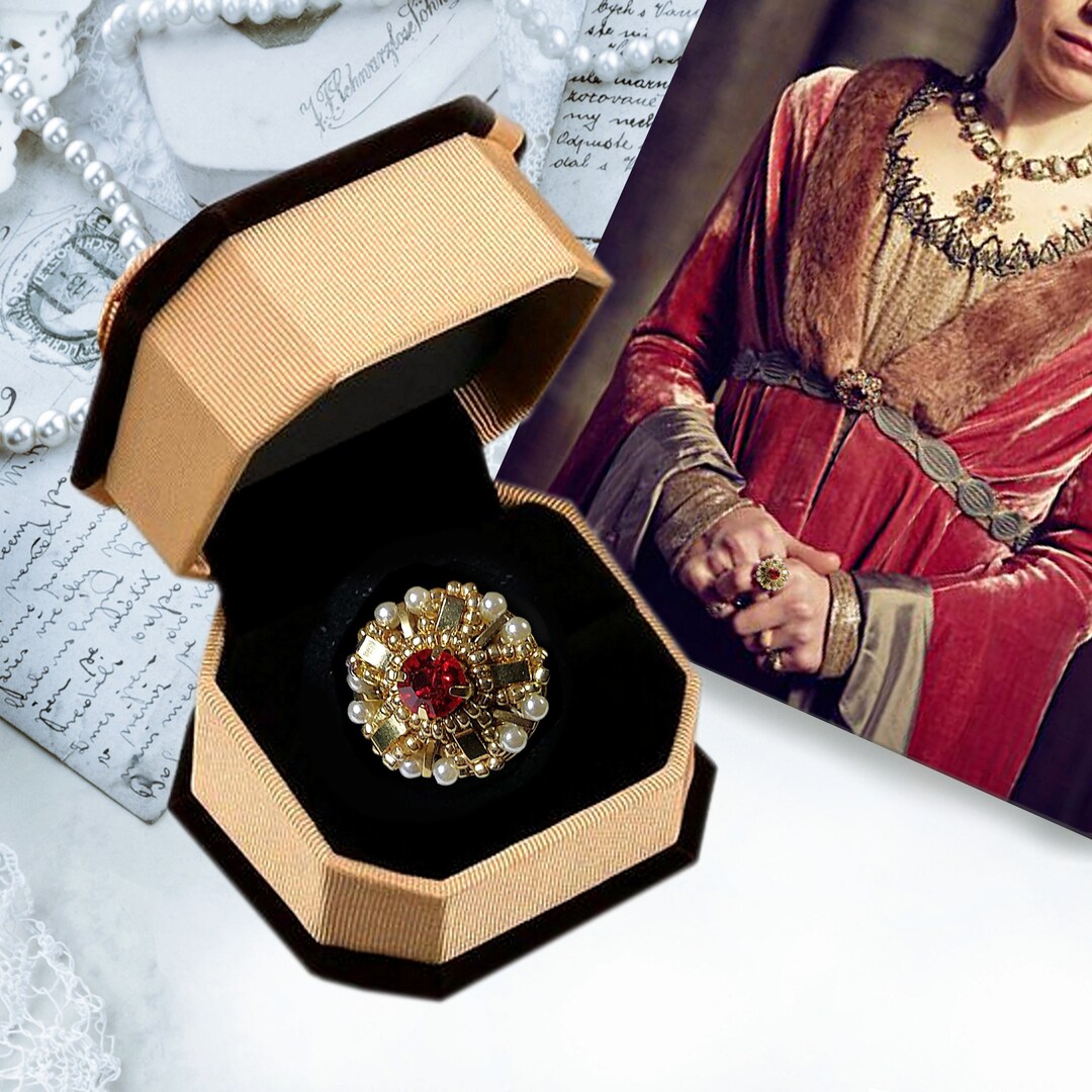 Renaissance Kaiser Ring, Replik Von Maririch in Gold-weiß-rot. Designer ...