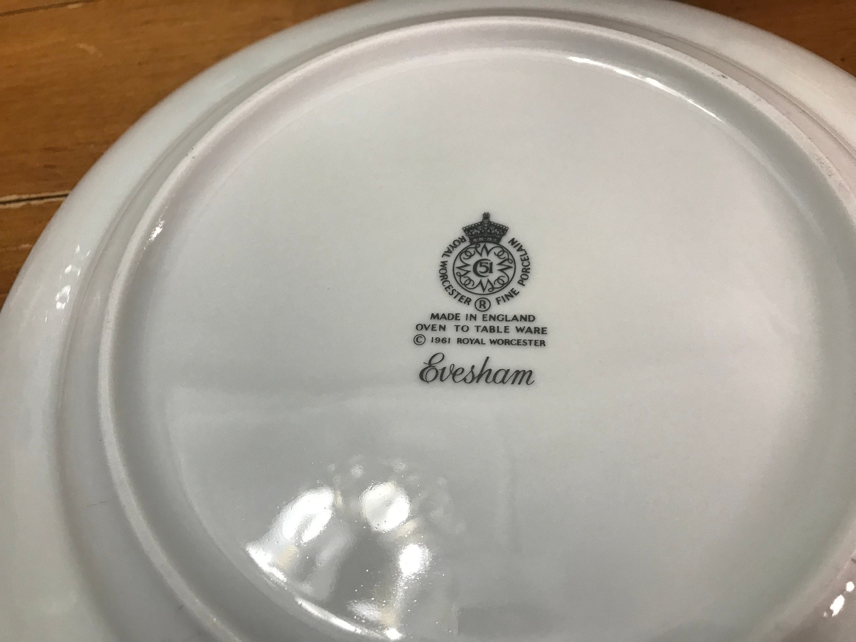 Rare Find 1961 Royal Worcester Evesham Gold 9 1/4 Luncheon Plate/ A Set ...