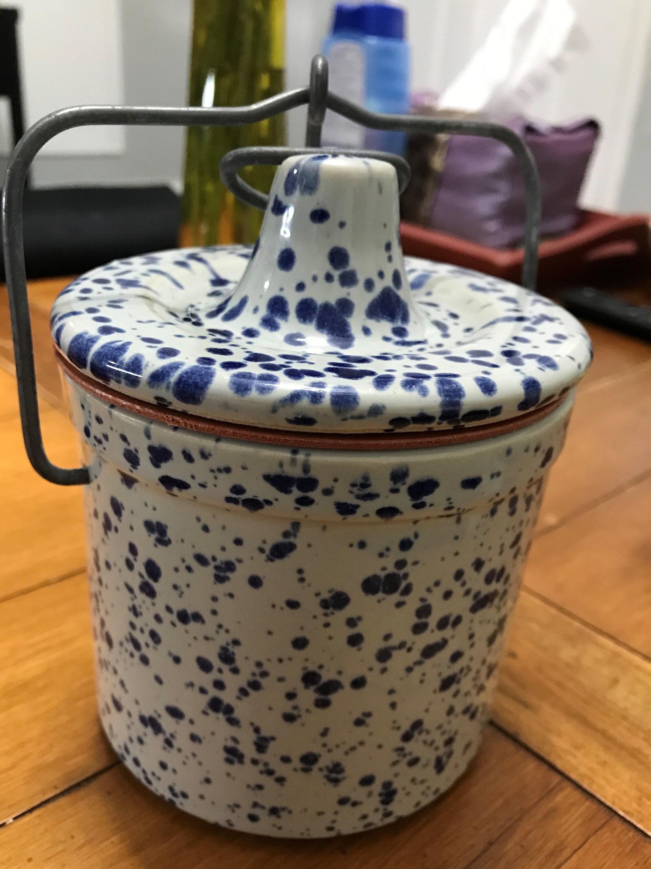Vintage white and blue speckled stoneware crock with wire clamp lid ...