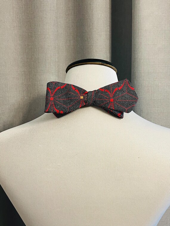 geometric japanese tie - Gem