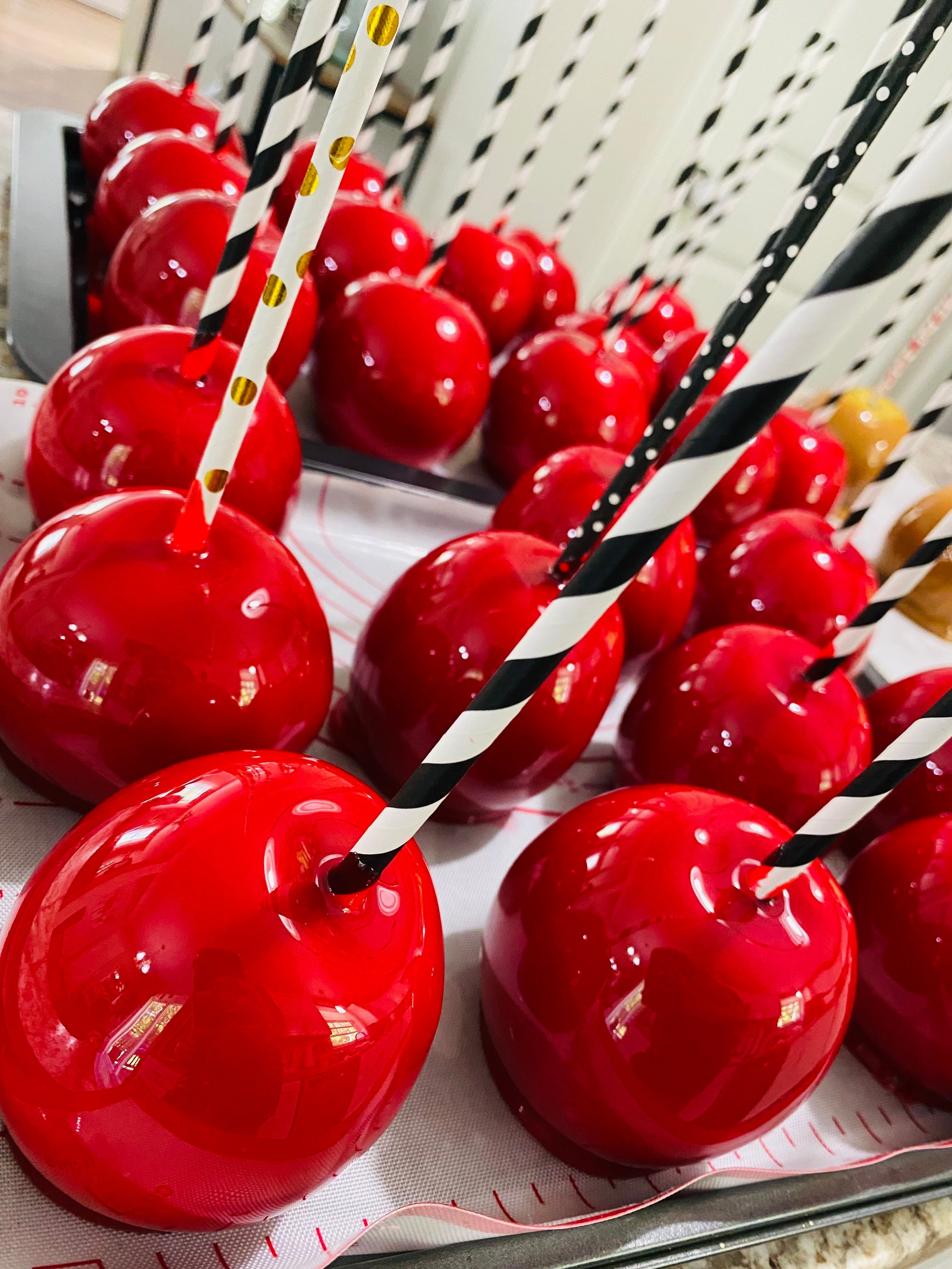 Red Candy 6 Apples - Etsy