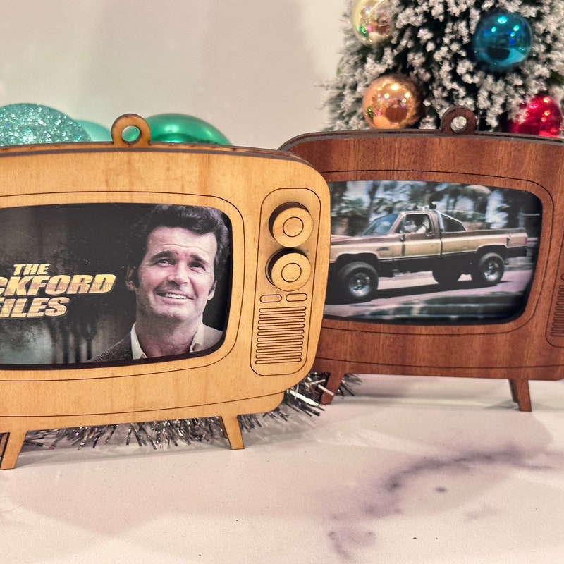 Retro Tv Phone Stand - Etsy