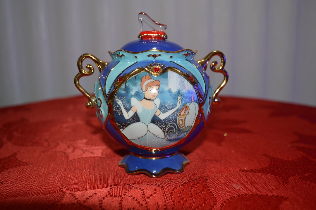 Rare Vintage Disney 2000 Cinderella 50th Anniversary Music Box ...
