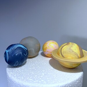 Personalised Solar System Cake Toppers, Planets, Rocket and Astronaut ...