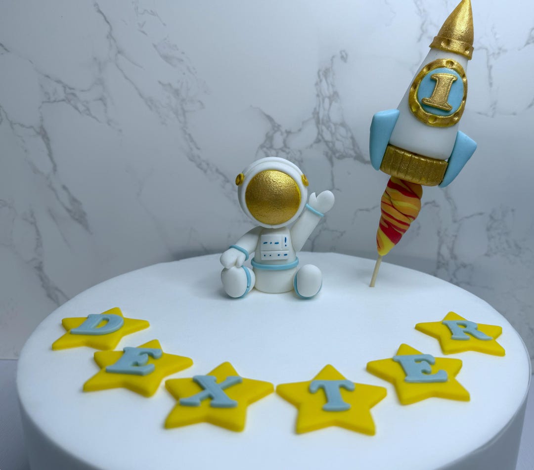 Personalized Solar System Cake Toppers, Planets, Rocket and Astronaut ...