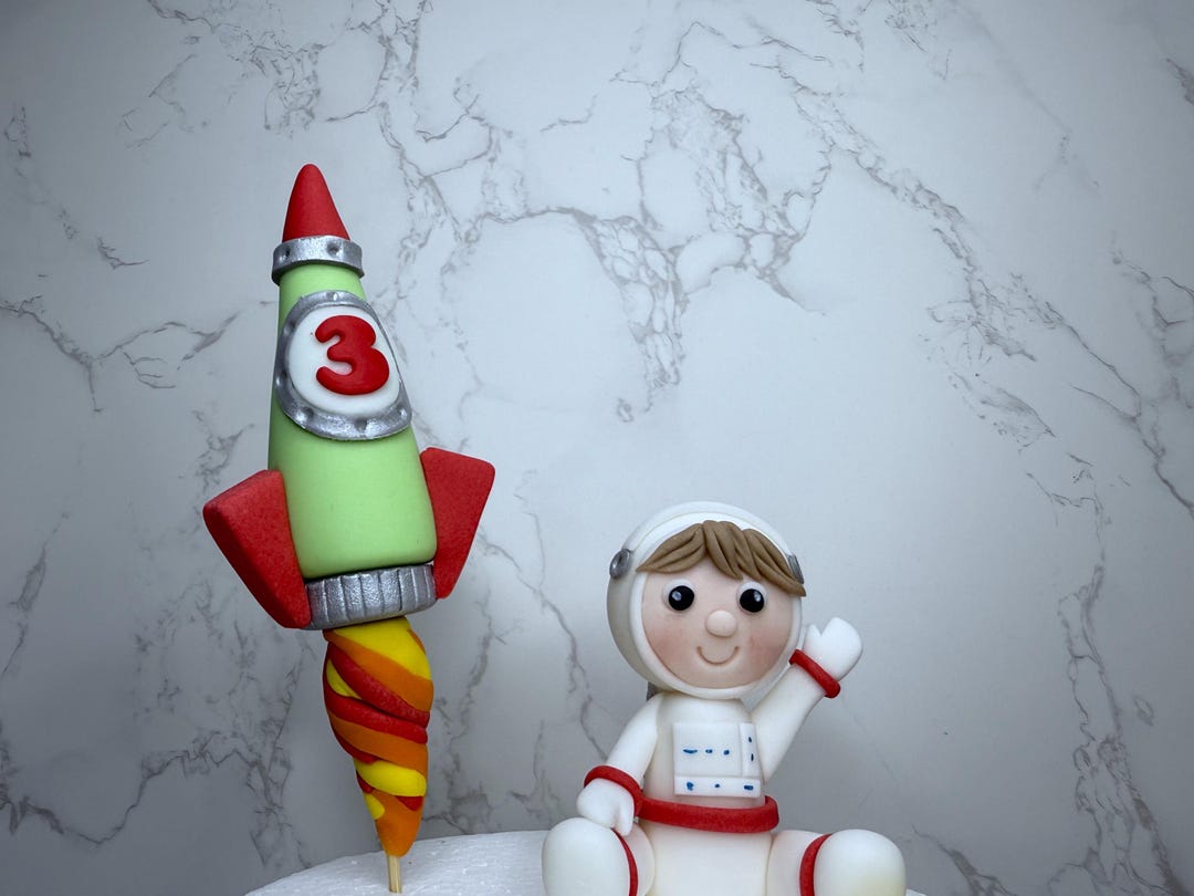 Solar System, Cake Toppers, Edible Planets / Handmade Astronaut ...