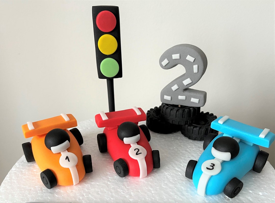Racing Car Cake Toppers Set. Personalised Edible Fondant Cake Topper ...