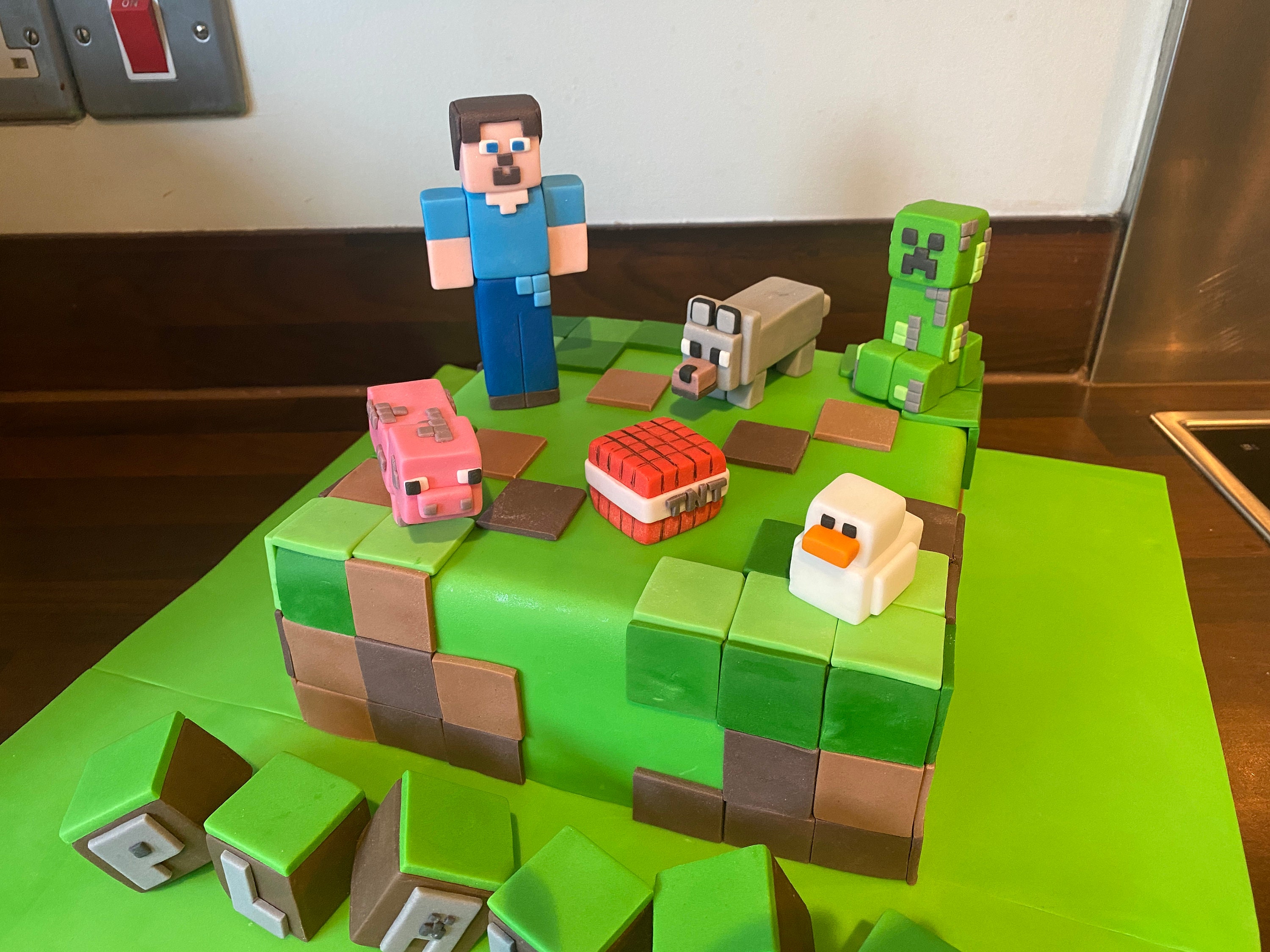 Minecraft fondant cake topper set Edible fondant figures | Etsy