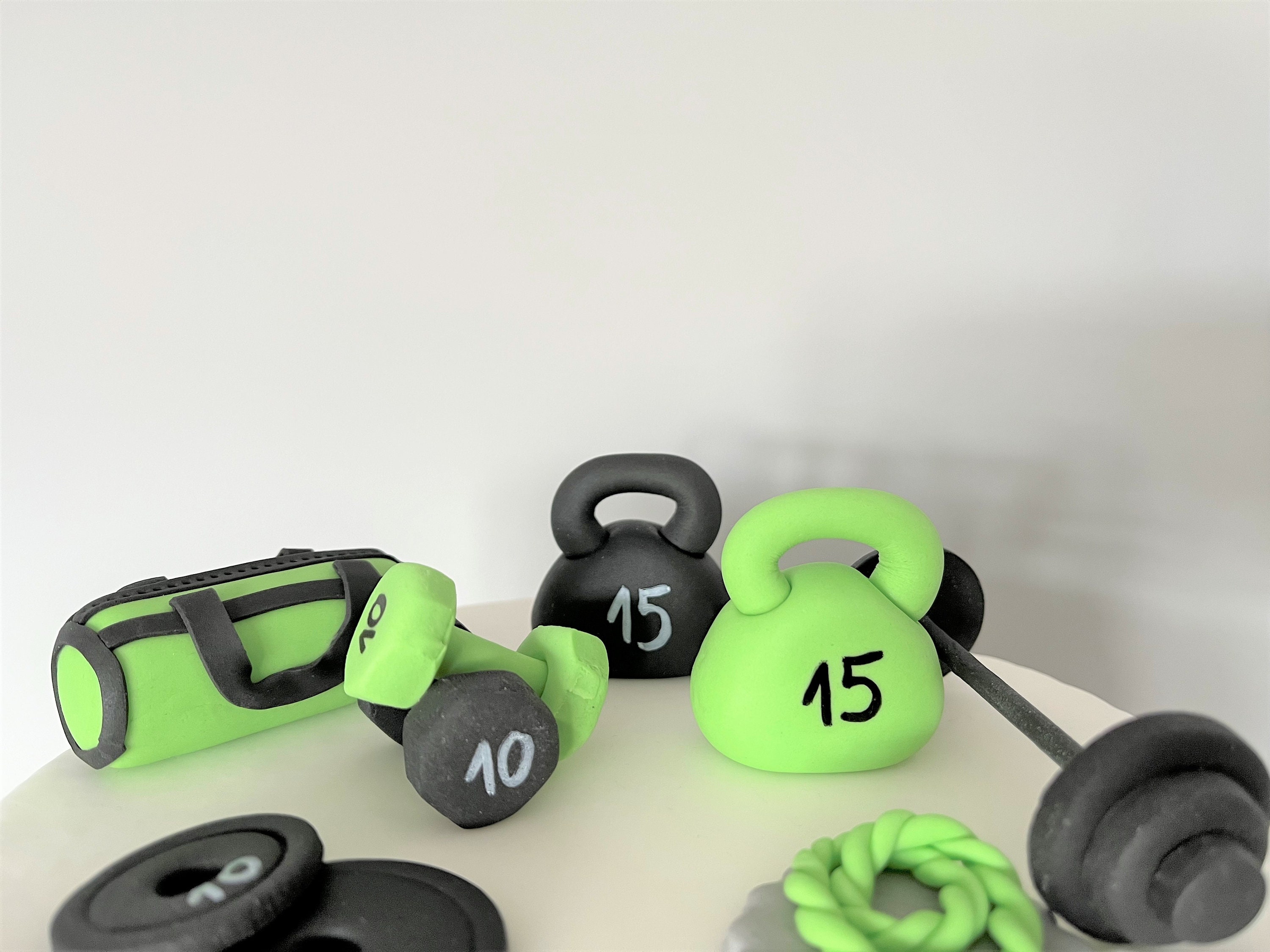 Handmade Edible Gym Themed Cake Topper Weights / Exercise Cake Topper ...