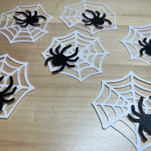 Edible Spiderweb and Spiders Cupcake Toppers. Pre-cut Halloween Wafer ...
