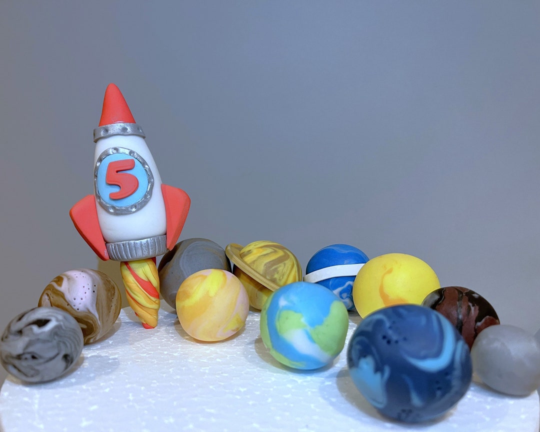 Personalised Solar System Cake Toppers Planets and Astronaut - Etsy