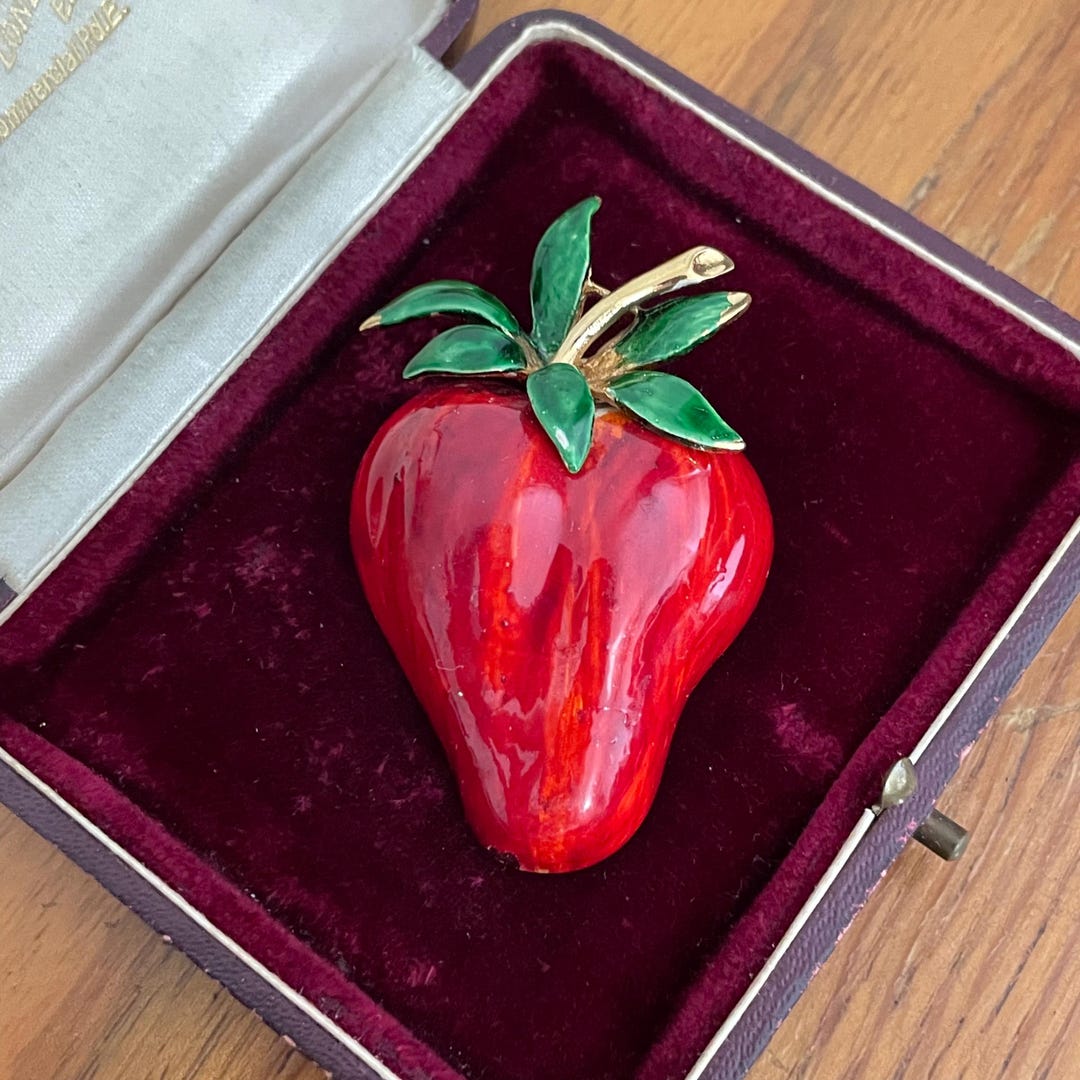 Vintage Enamel Strawberry Brooch Pin - Etsy
