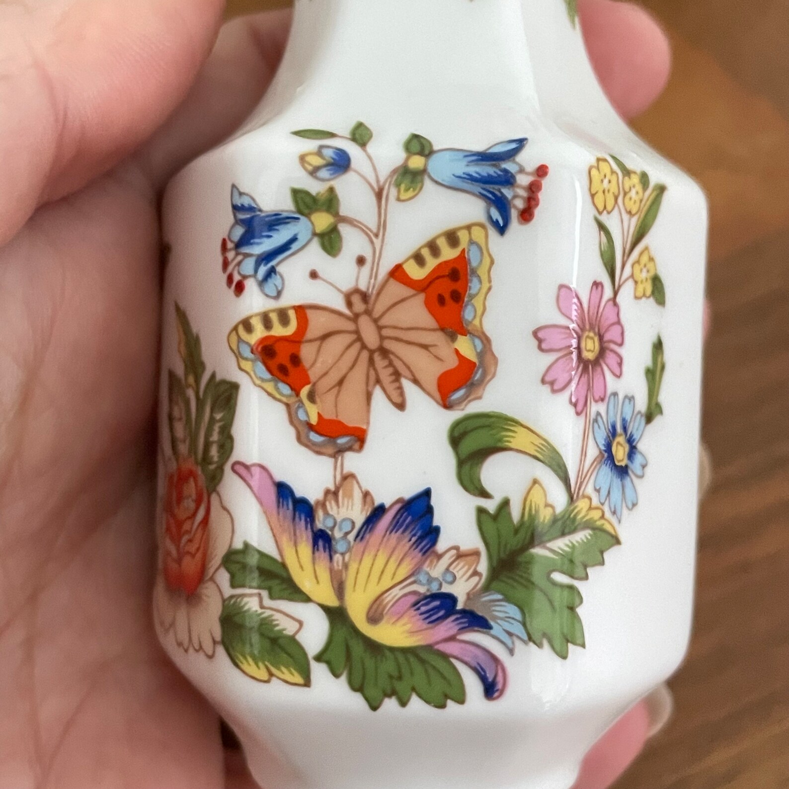 Vintage Aynsley Fine English Bone China Vase, Vintage Dainty Floral Bud ...