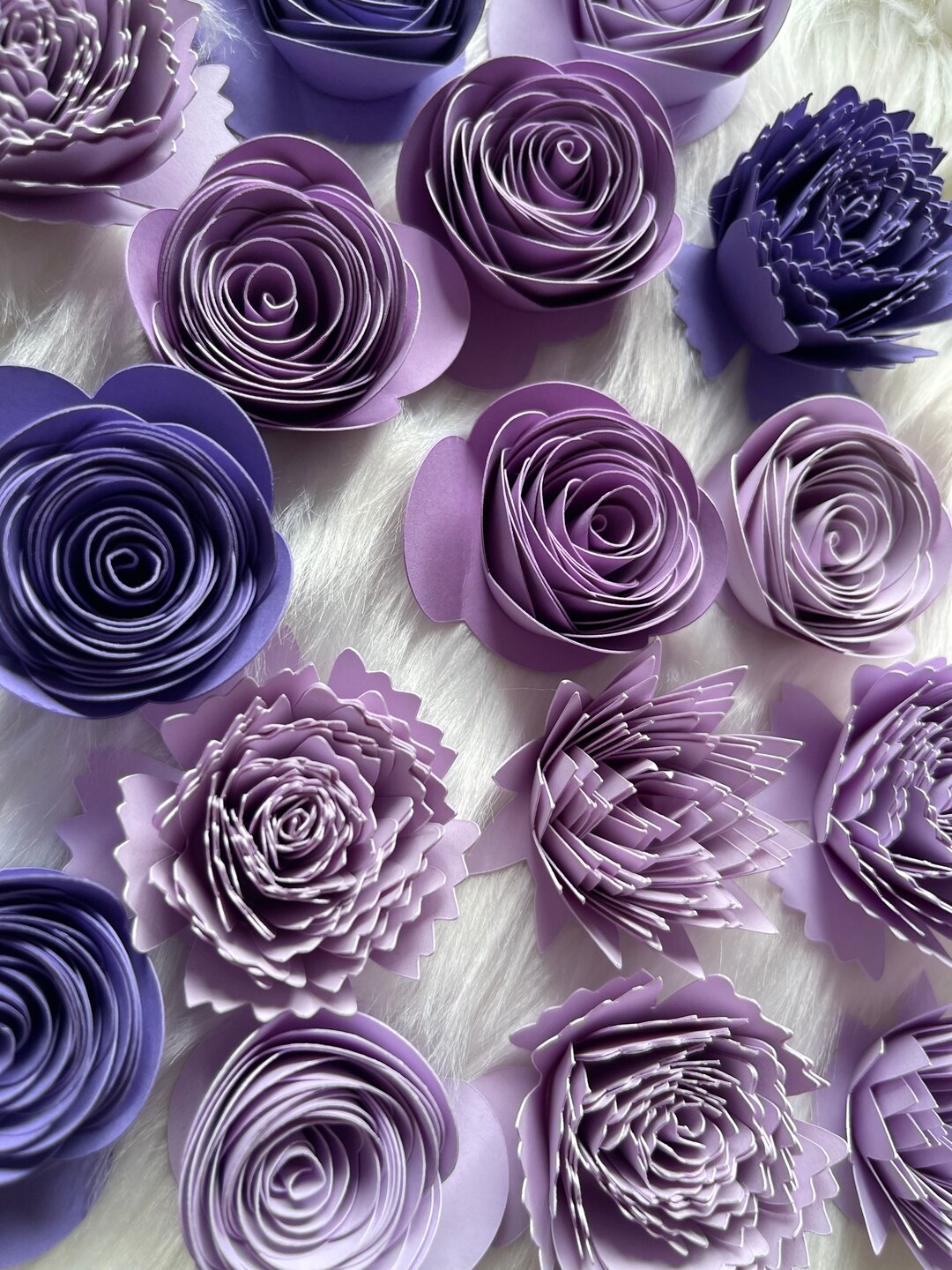 30 Pcs Graduation Cap Topper Flowers | Rolled and Flat Flowers for Grad ...