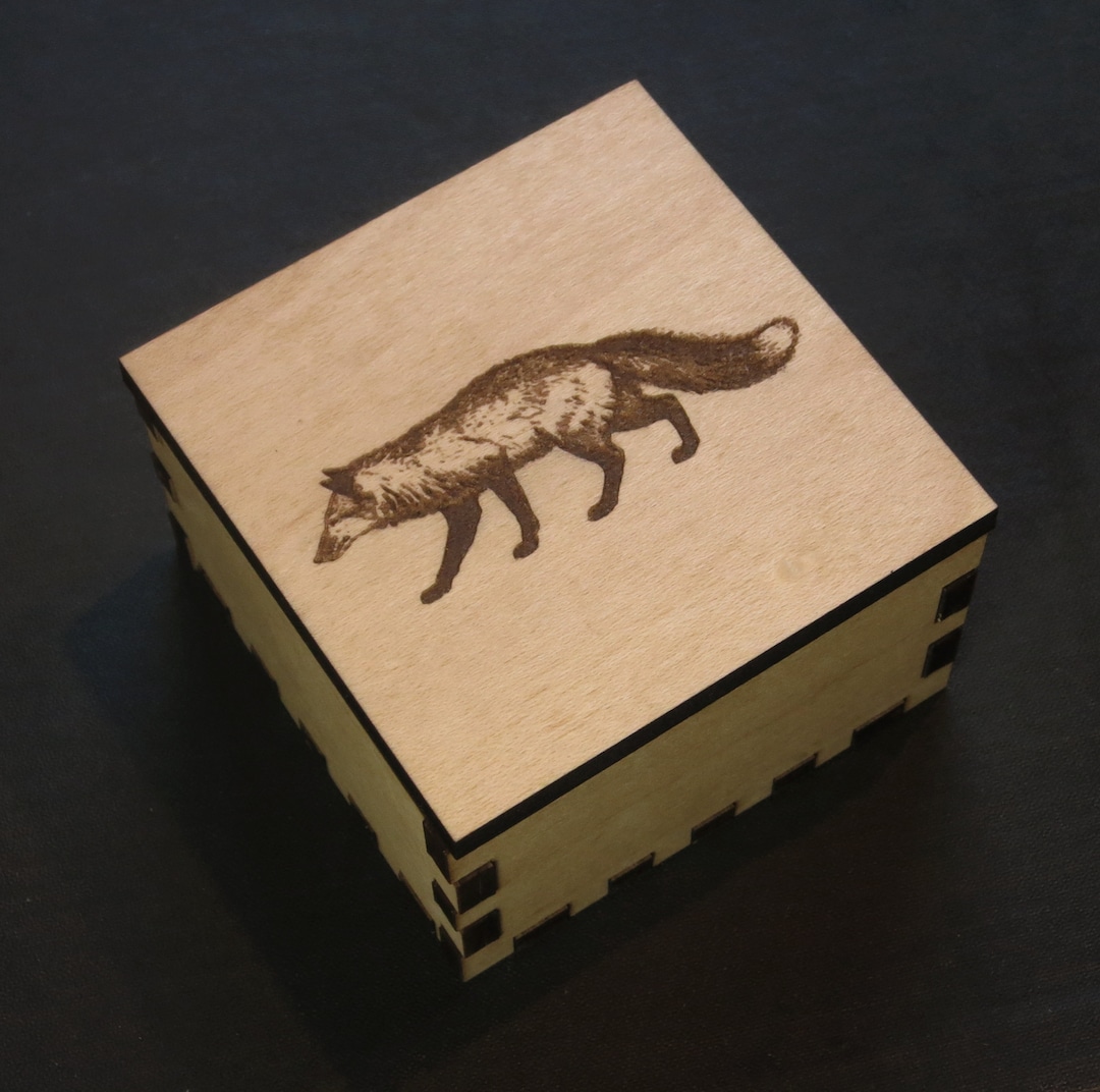 Fox Box Engraved (version 2), Spirit Animal, Totem Animal, Power Animal ...