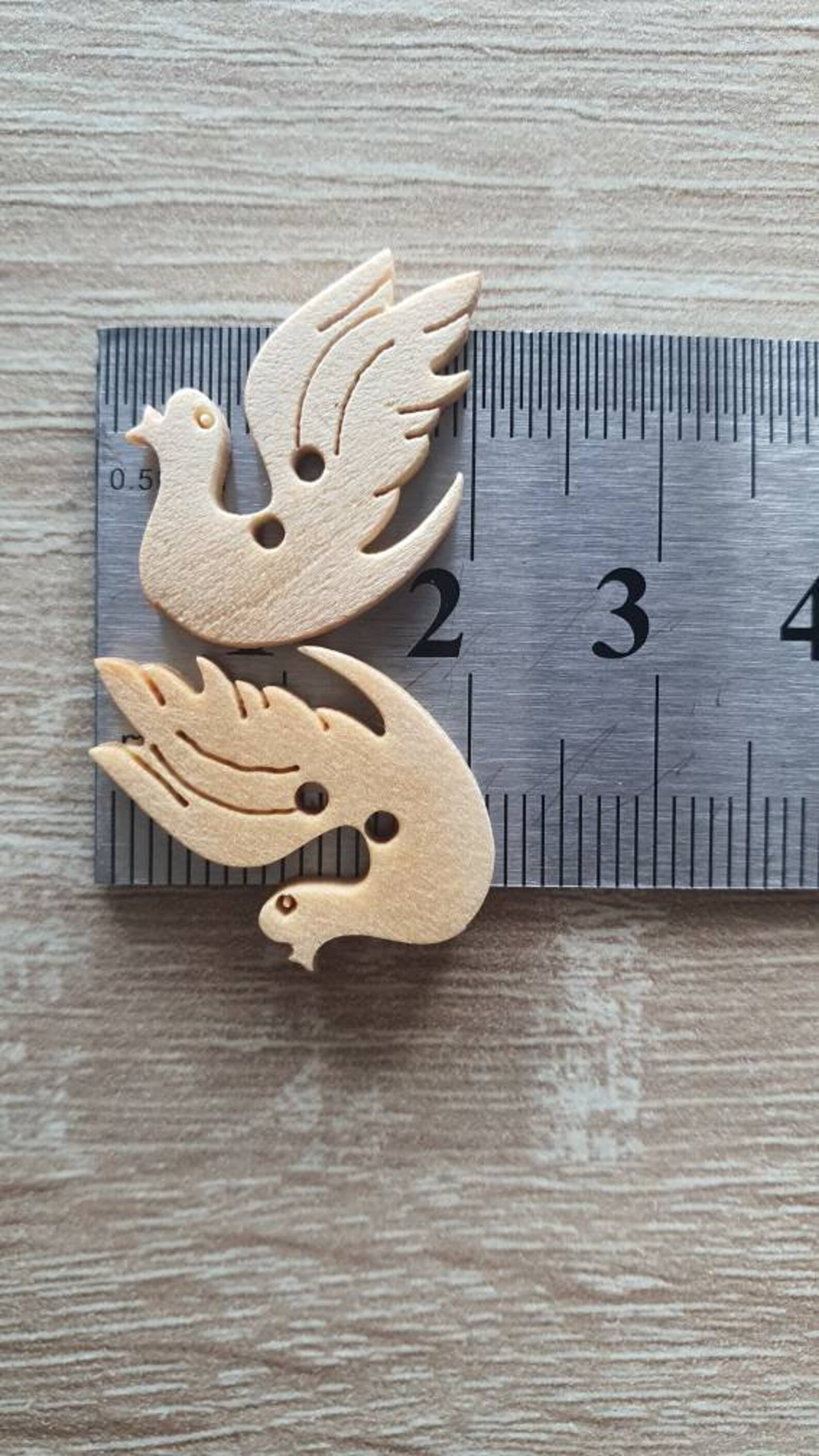 10 Bird Natural Wooden Buttons 2 Hole * 20 Mm * Bird Buttons * - Etsy