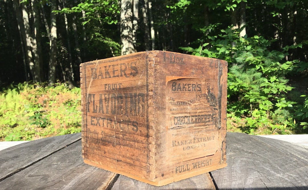 Antique Advertising Bakers Fruit Flavor Extract Wood Box Portland ME ...