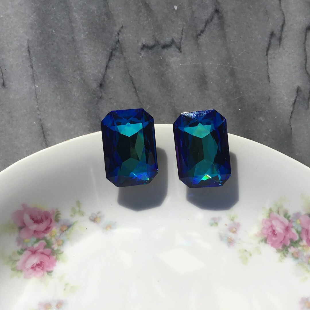 Vintage Rectangular Deep Ocean Blue Faceted Clip on Earrings - Etsy