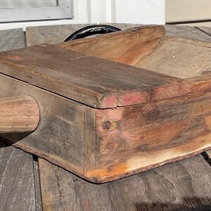 Antique Old Worn Red Paint Wood & Metal Handled Dust Pan Kitchen Prim ...