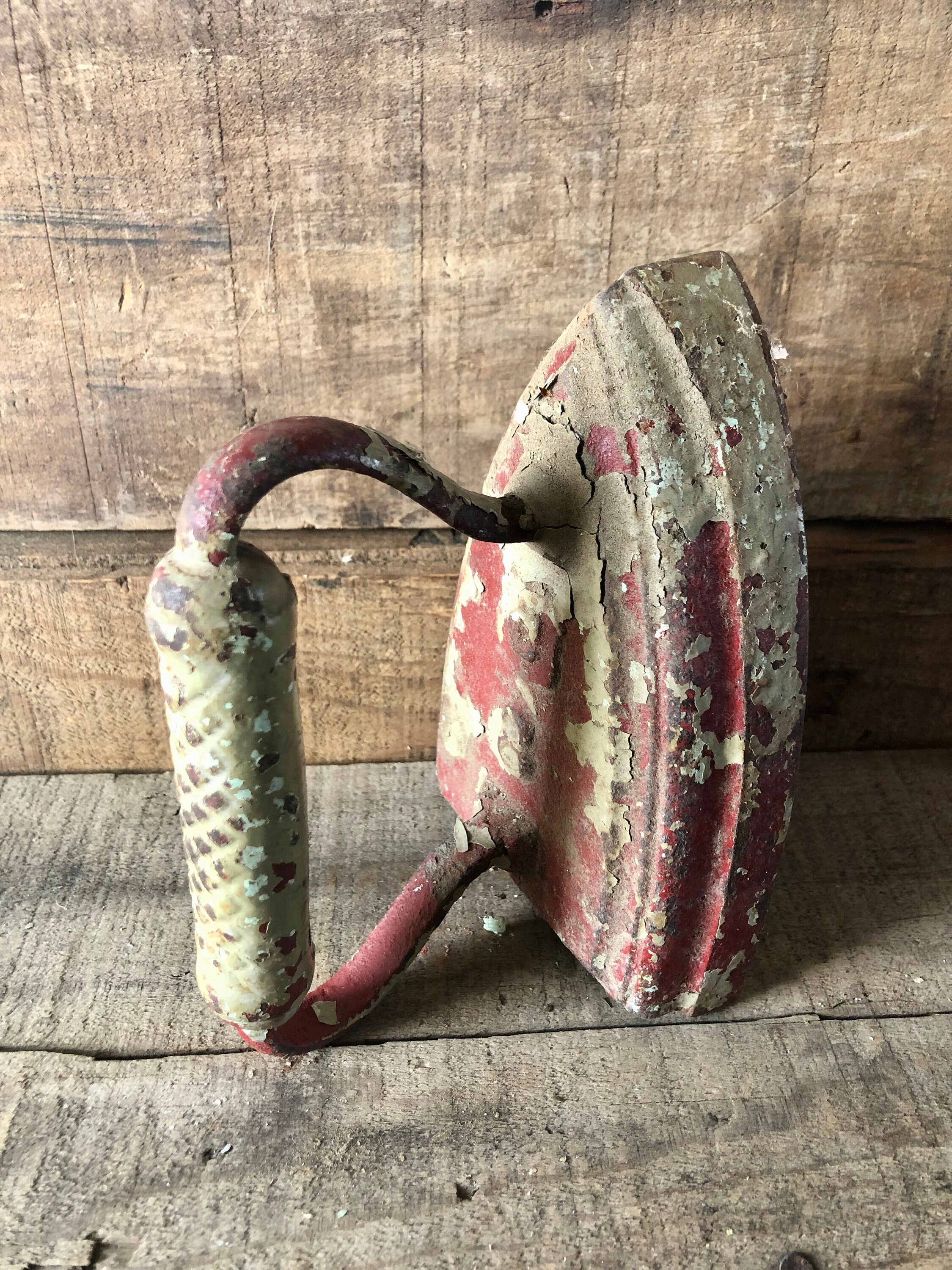 Antique Flat Iron Cross Hatch Handle Painted Red With Gray Paint ...