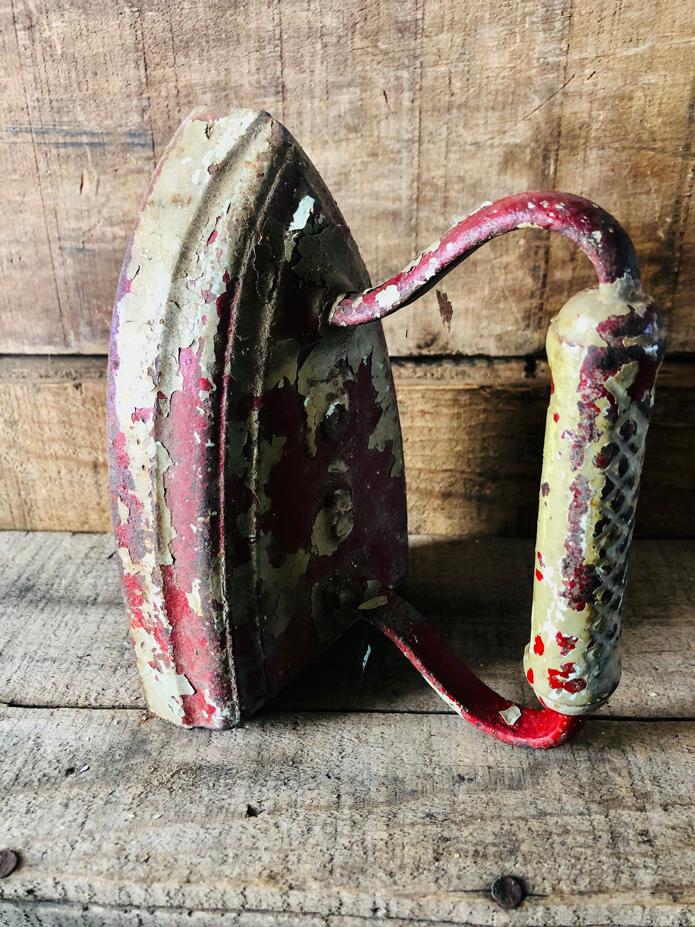 Antique Flat Iron Cross Hatch Handle Painted Red With Gray Paint ...