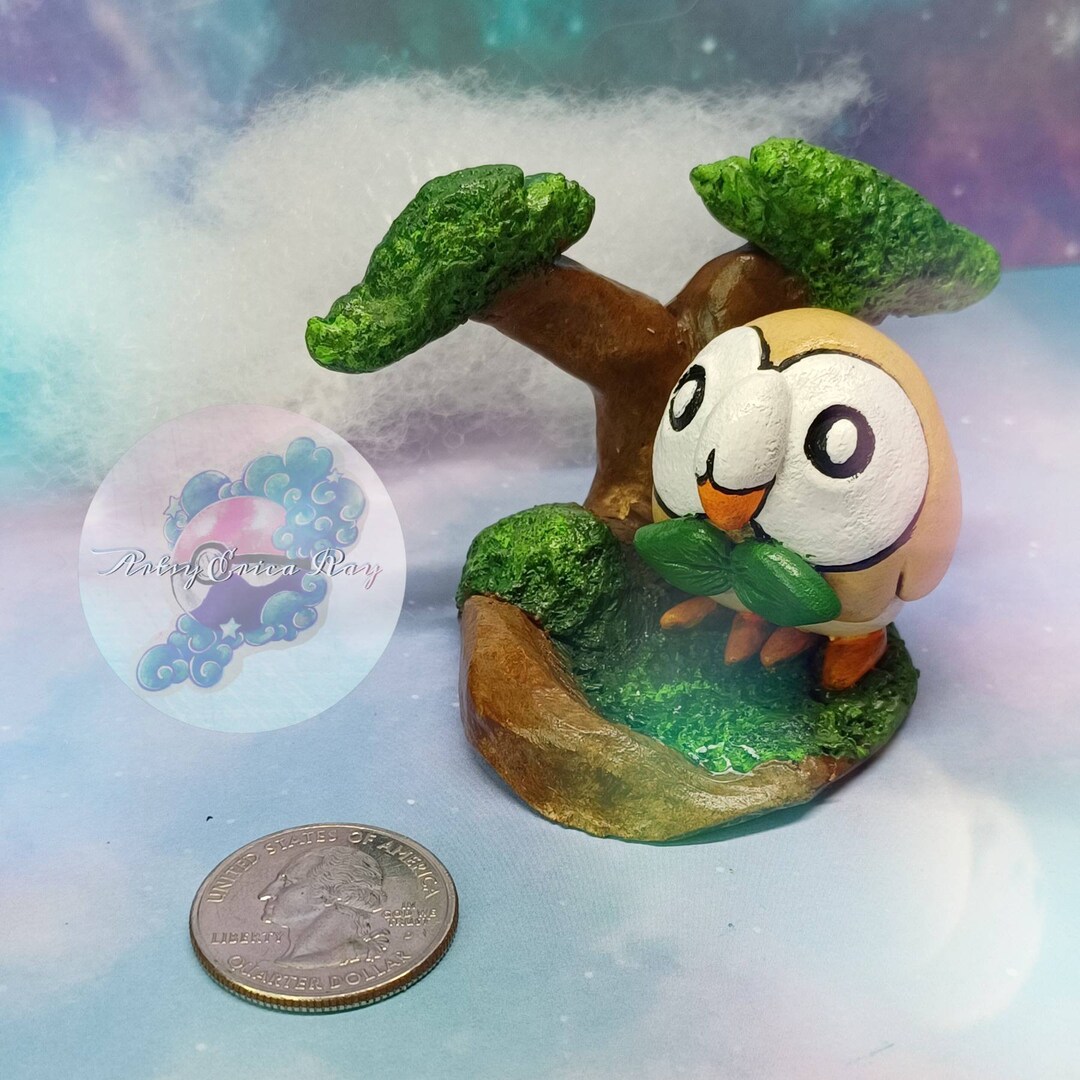 Rowlett Figurine - Etsy