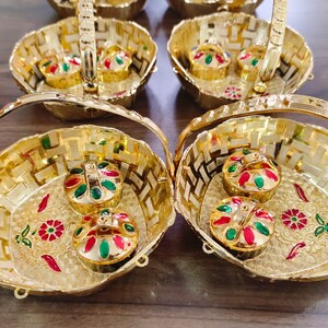 100 Pcs Indian Wedding Haldi Kumkum Decorative Basket Return Gift Favor ...