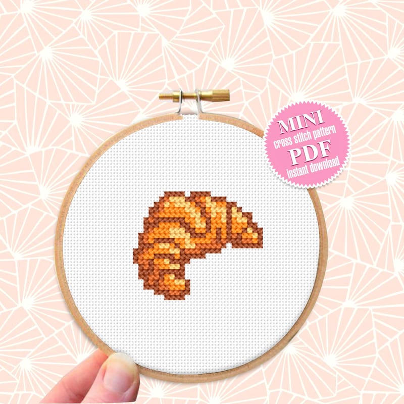 Croissant Embroidery Kit - Etsy