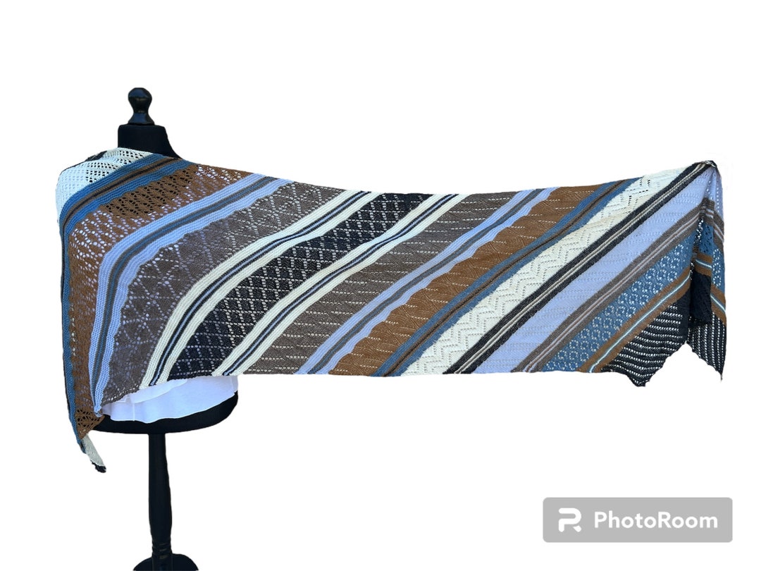 Striped Shawl, Alternating Garter Stitch, Jersey and Lace in 6 Colors ...