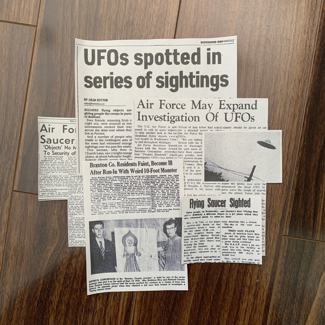 UFO Newspaper Clippings 21 Piece Collection Vintage Aliens - Etsy