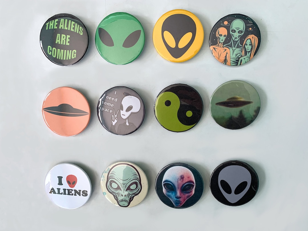 Alien Button Pins - Etsy