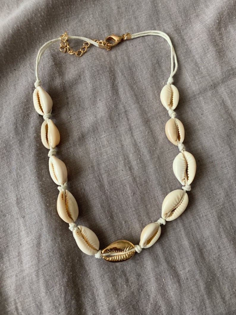 Shell necklace Sea shell necklace Cowrie choker necklace | Etsy