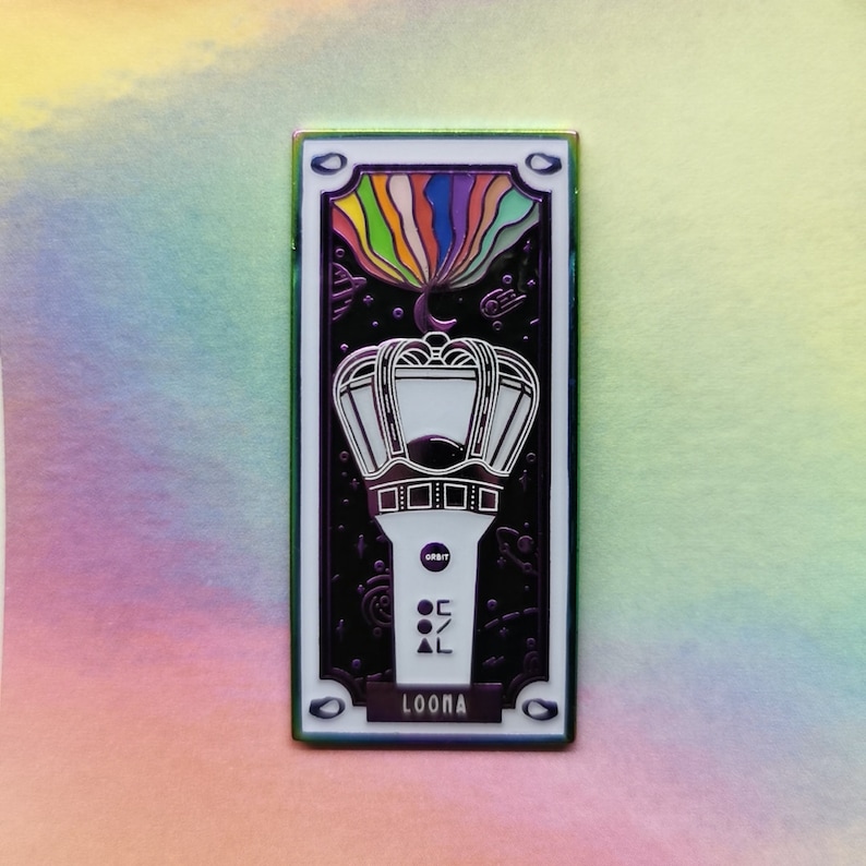 Loona Enamel Pins - Etsy