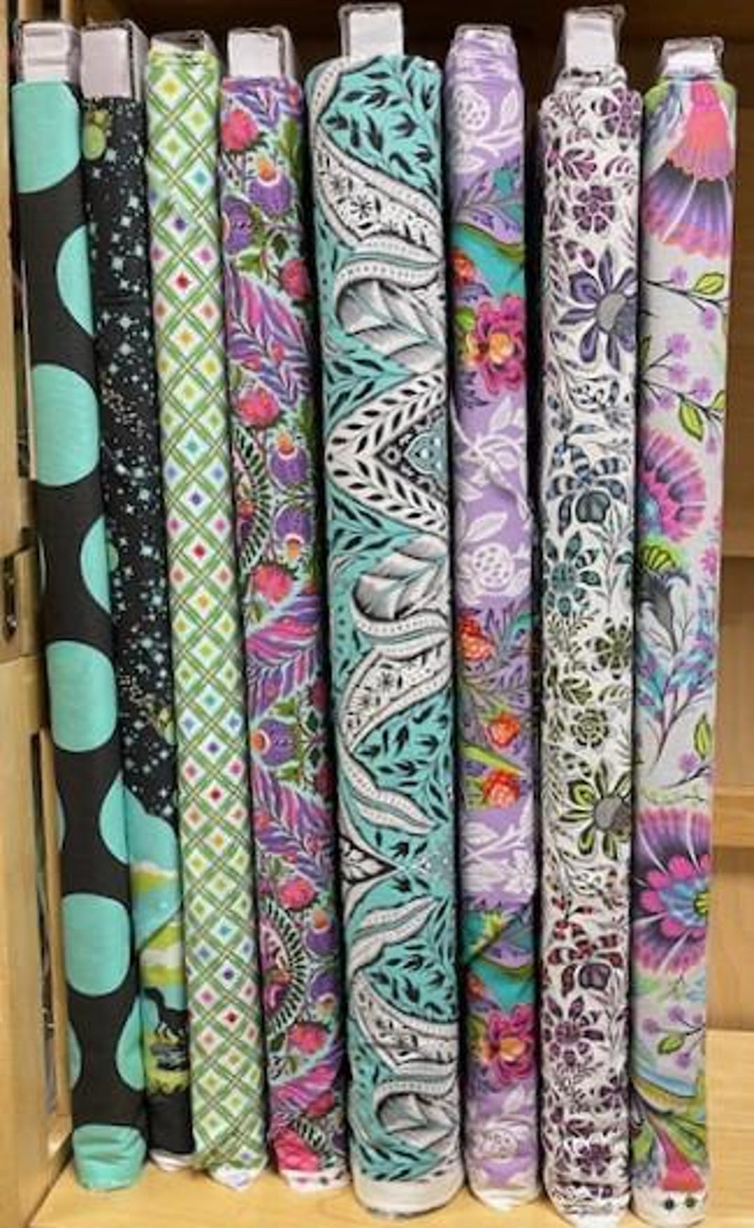 Tula Pink Roar Trifecta Mist Pwtp223.mist - Etsy