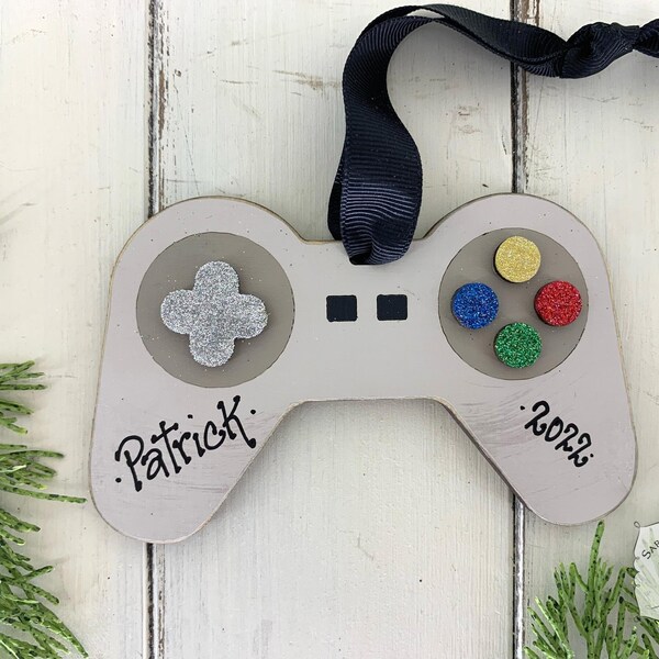 Personalized Game Controller Gift - 60+ Gift Ideas for 2024