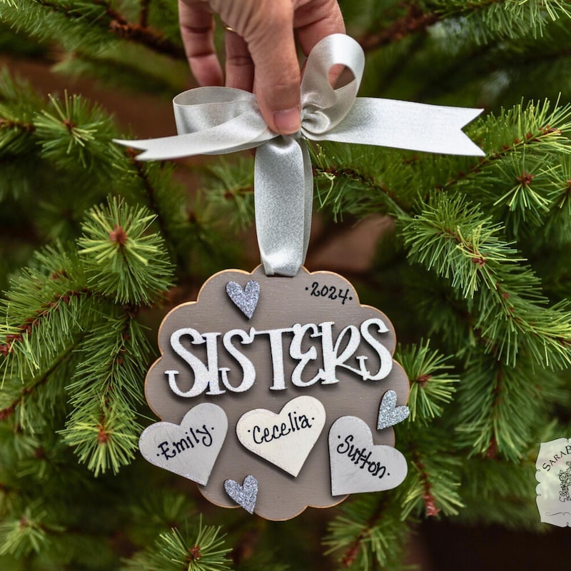 5 Sisters Necklace - Etsy