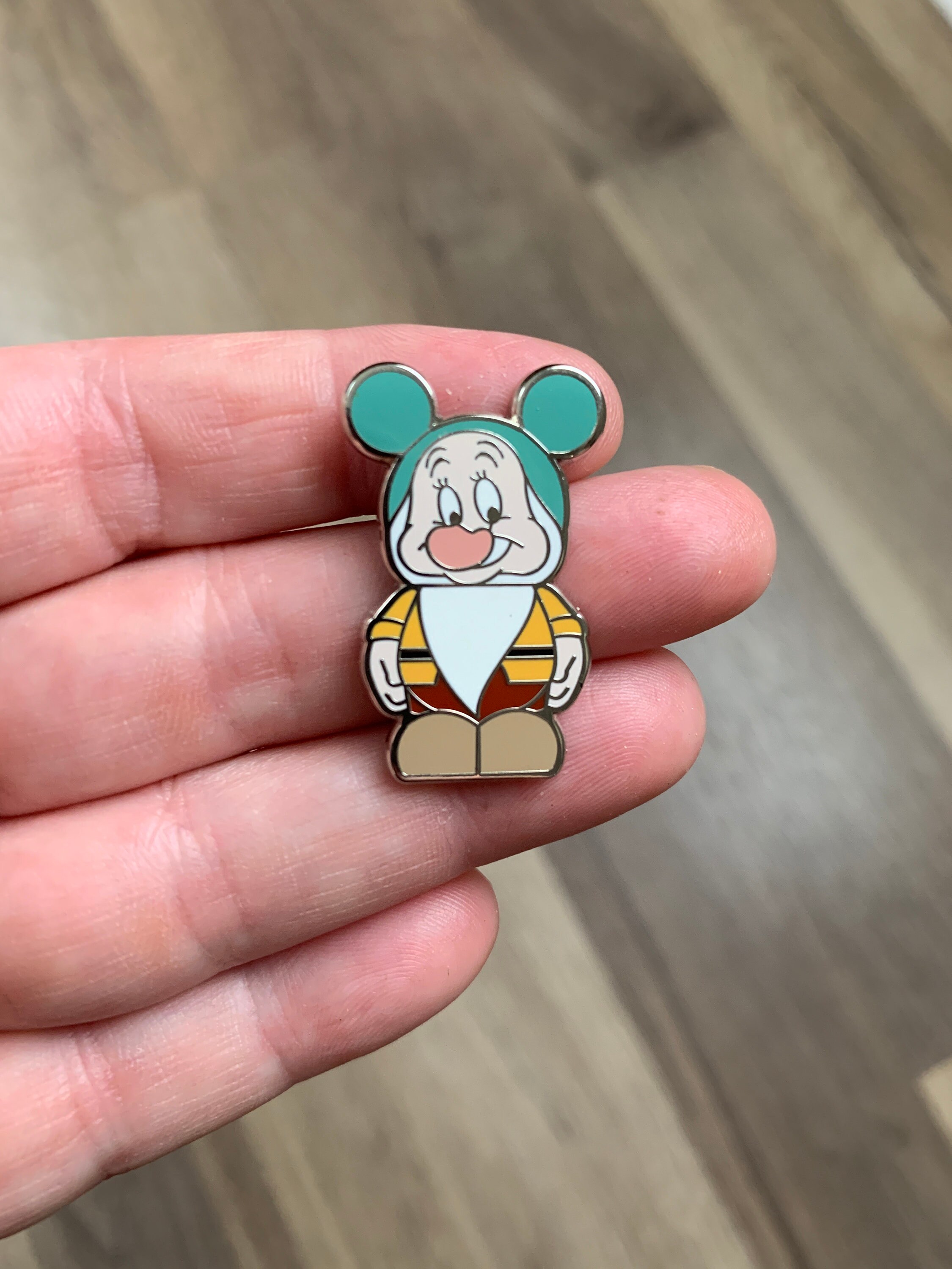 Collectibles Souvenirs & Events Art & Collectibles Bashful Disney Pin ...